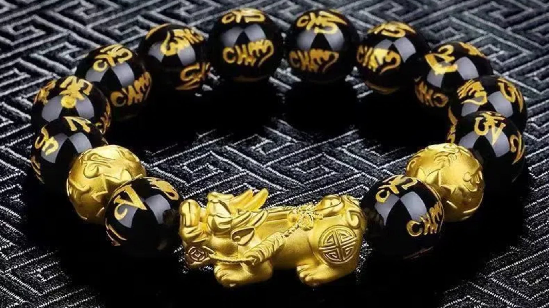 Pixiu: A Mysterious Symbolic Beast in Chinese Culture – FengshuiTell™